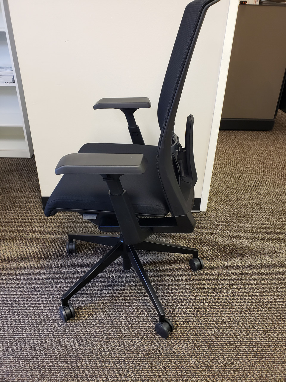 Used Haworth Very Fully Adjustable Mesh Back Chairs available in Atlanta GA