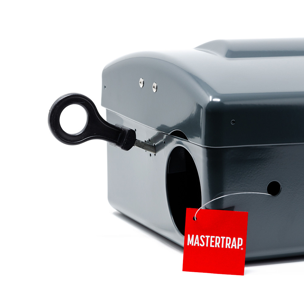Mastertrap Metal Rat Bait Station Box with Removable Liner