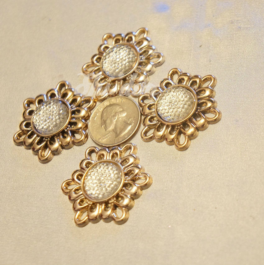 20 Pieces S885 Rhinestone Embellishments Gold - Shi'dor