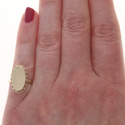 Yellow Gold Oval Engravable Signet Ring 10k Scalloped Frame - Wilson ...