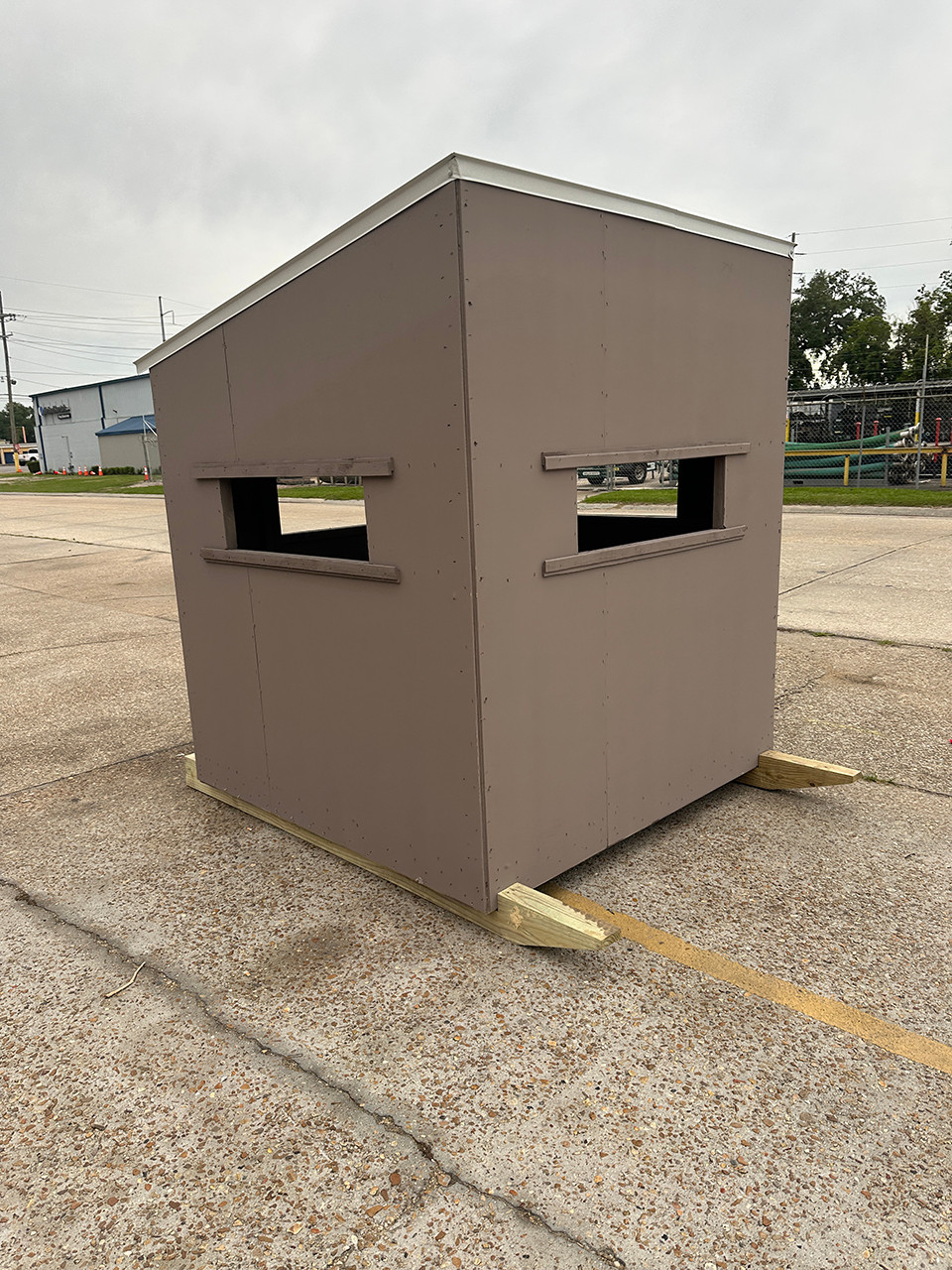 4 x 6 Lifetime Deer Box Stands Shooting Houses