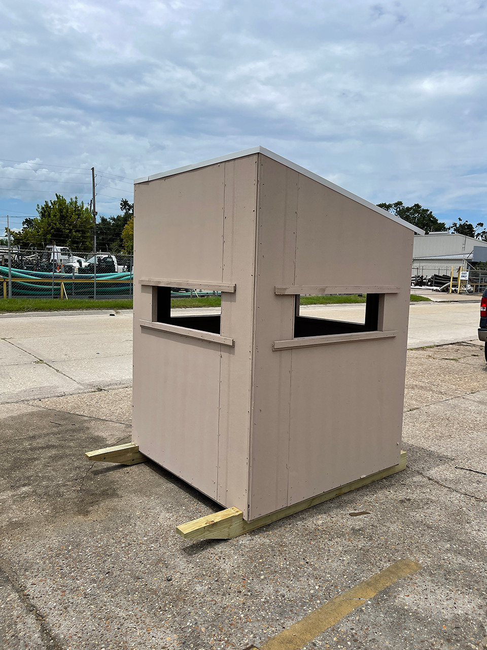 5x5 Lifetime Deer Box Stands Shooting Houses