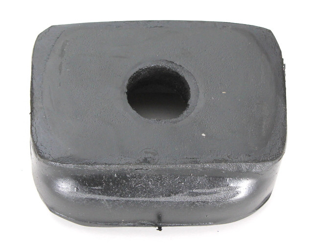 Transfer Case Mount (MT144) - Cobra Transmission