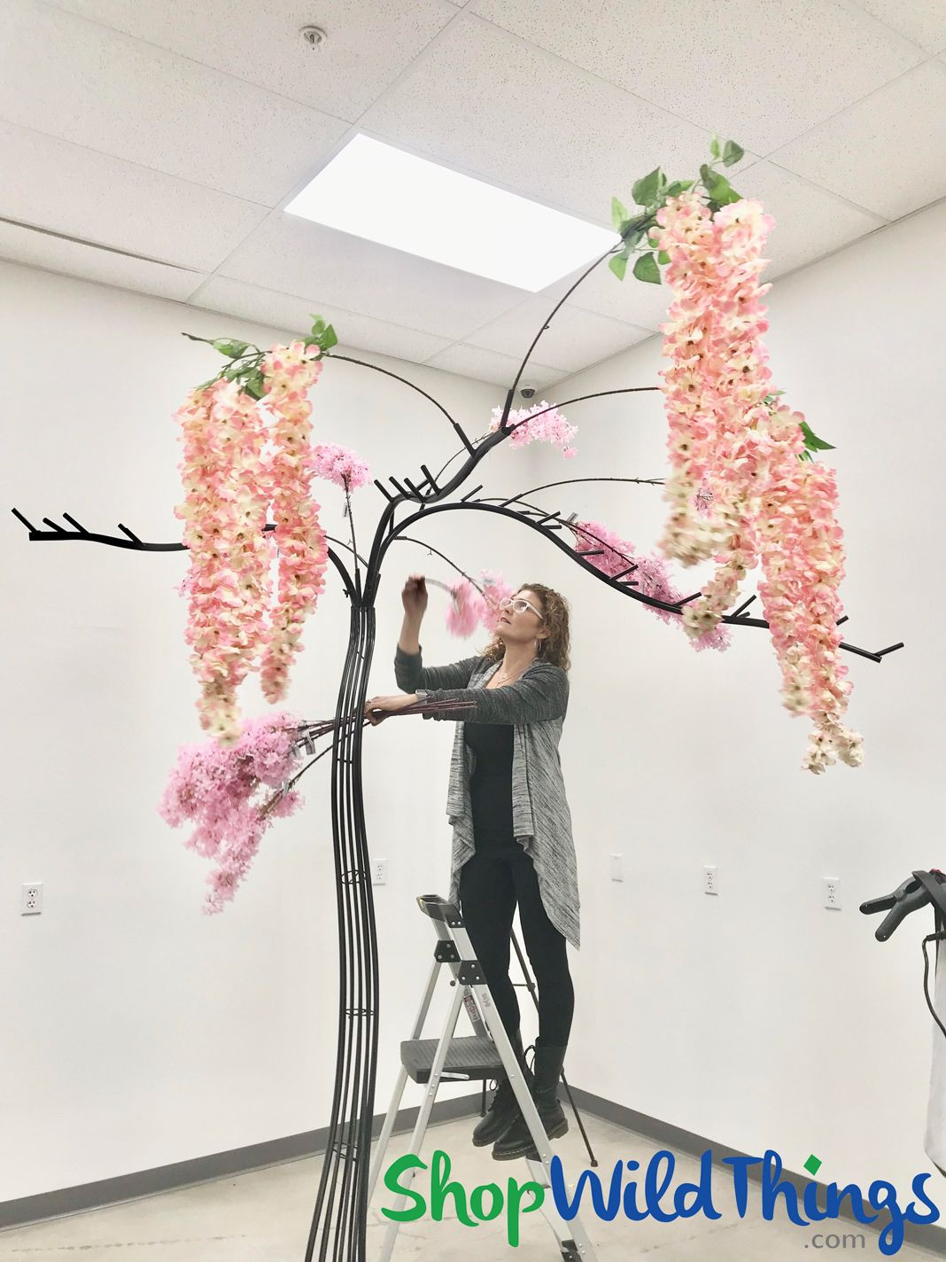 Black Metal Tree Frame | 3-D Event Decoration | ShopWildThings.com