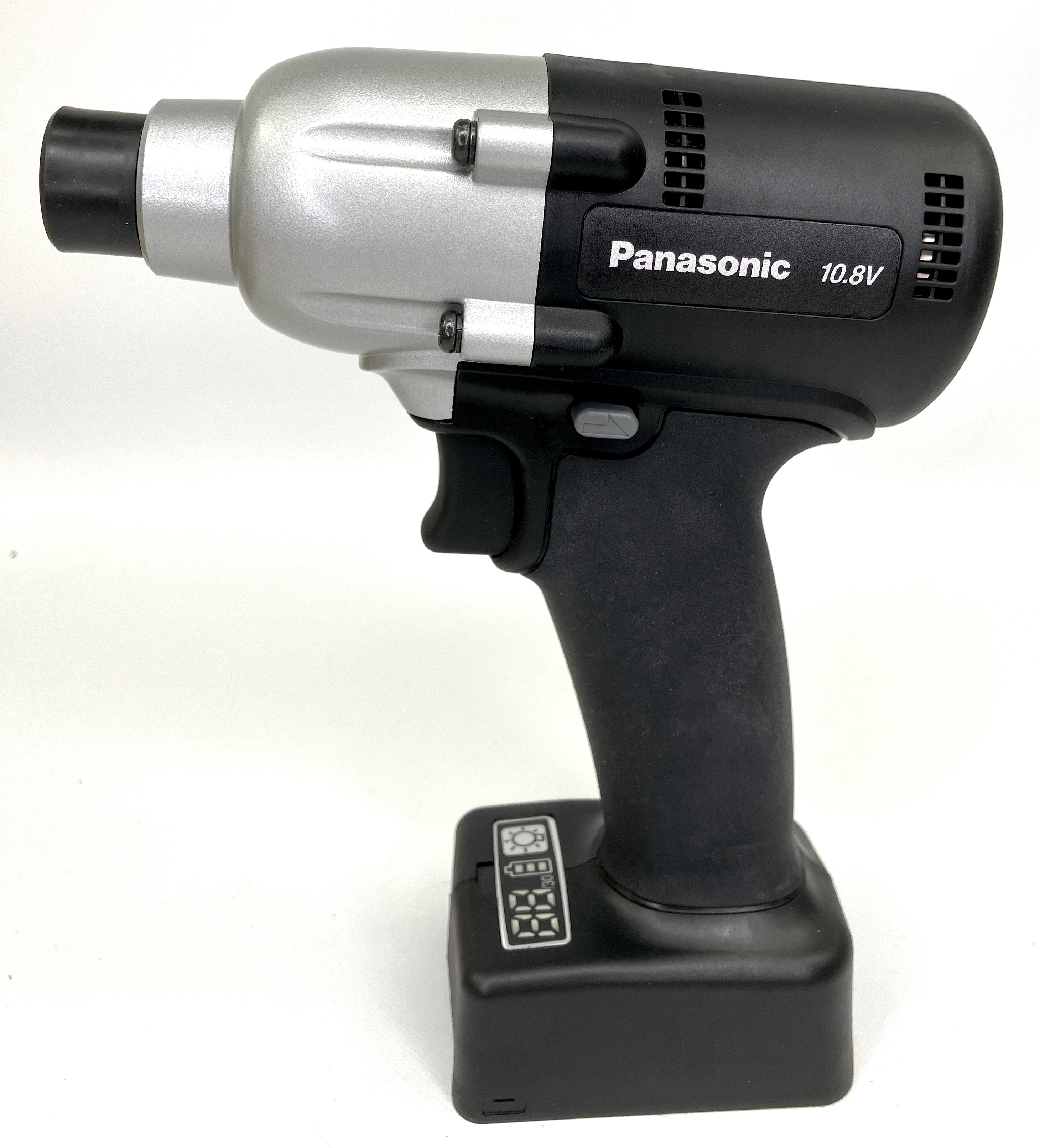 Panasonic EYFLA1A Pulse 10.8V 1/4" Impact Driver 3-40Nm-New