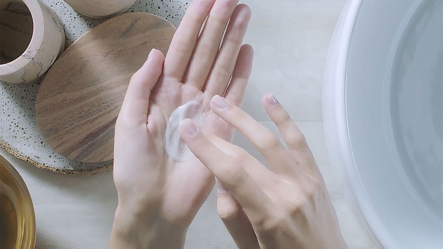 UV Damage Effects to Your Skin When Not Wearing Sunscreen | SK-II US