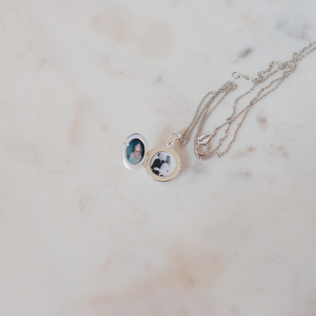 Round Silver Little Circle Locket with pictures inside || thelocketsisters