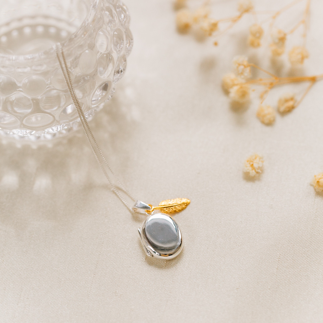 Modern and Classic Custom Lockets with Photos and Pictures Inside Done ...