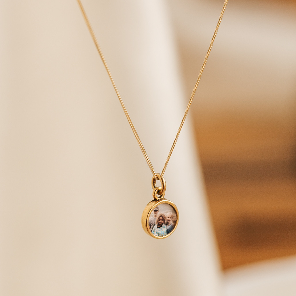 Little Locket with Custom Picture Inside | thelocketsisters