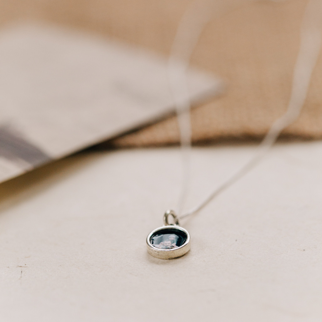 Little Locket with Custom Picture Inside | thelocketsisters