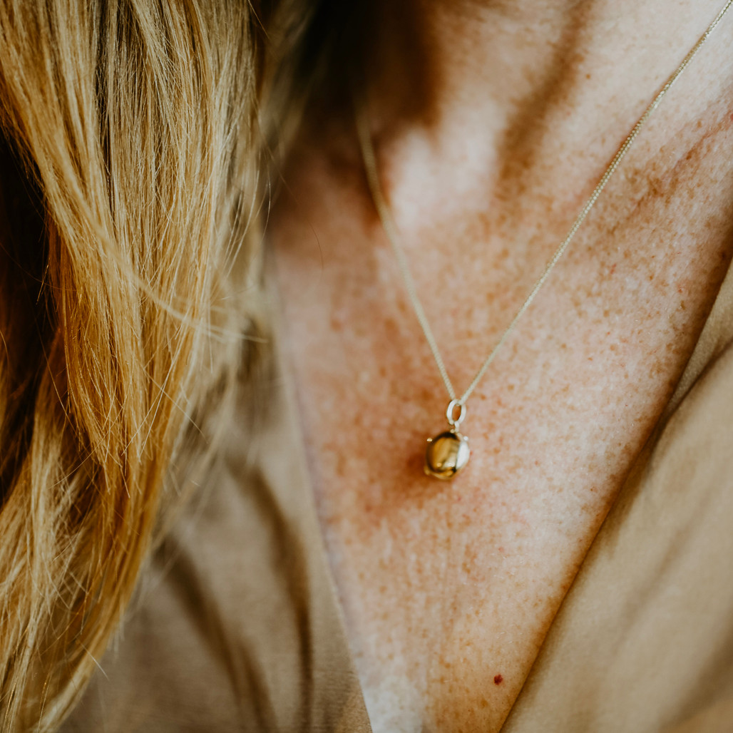 Modern and Classic Custom Lockets with Photos and Pictures Inside Done ...