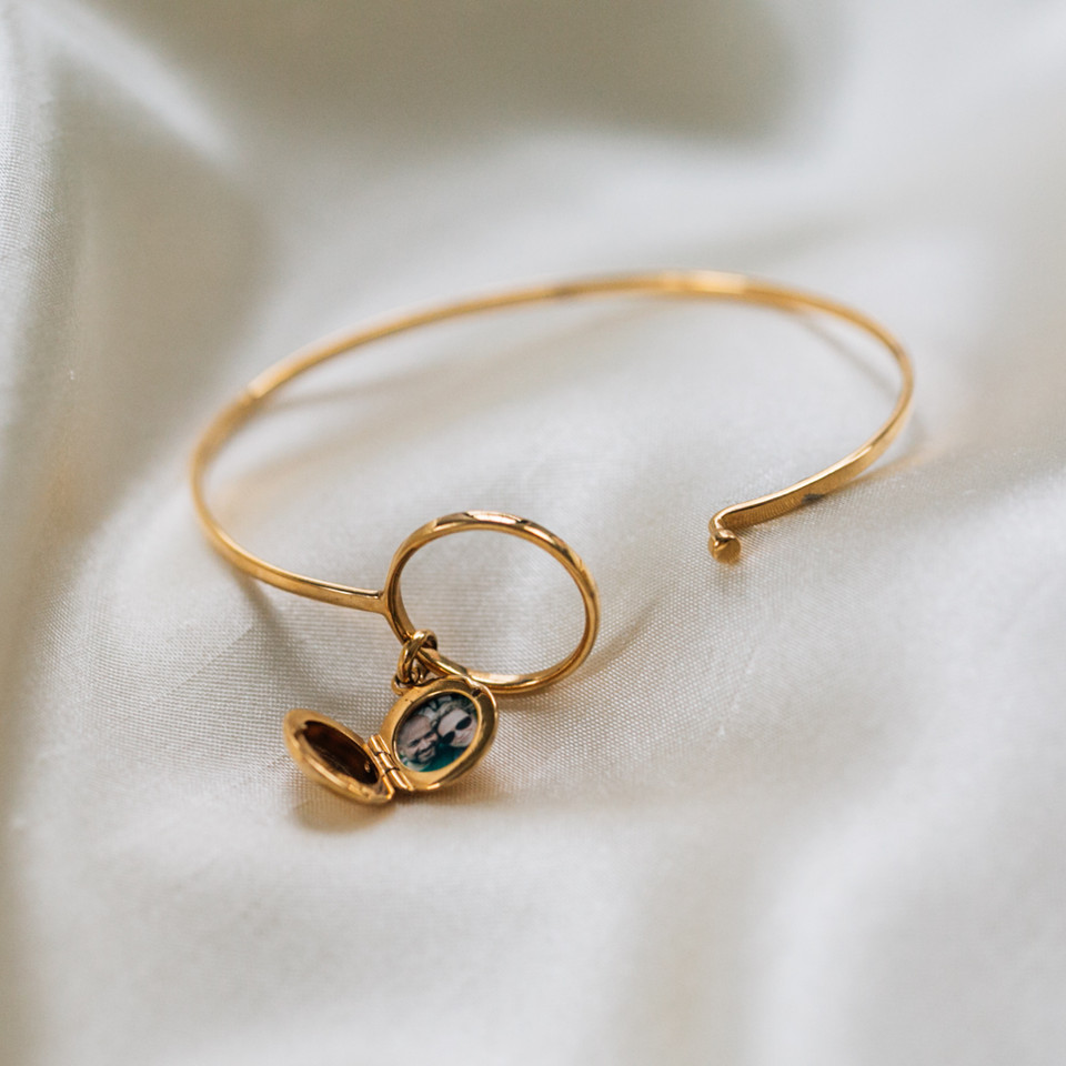 Gold Bangle Locket Bracelet with permanent photos and pictures inside ...