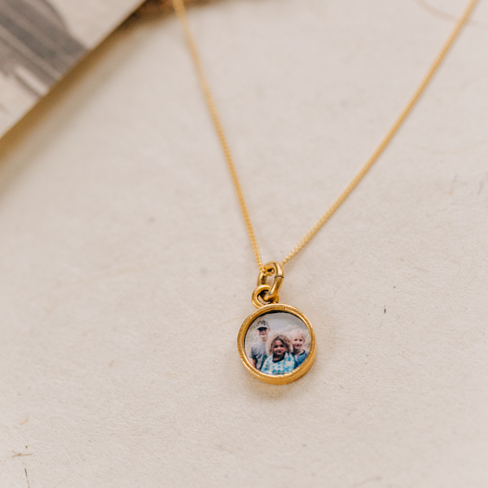 Little Locket with Custom Picture Inside | thelocketsisters