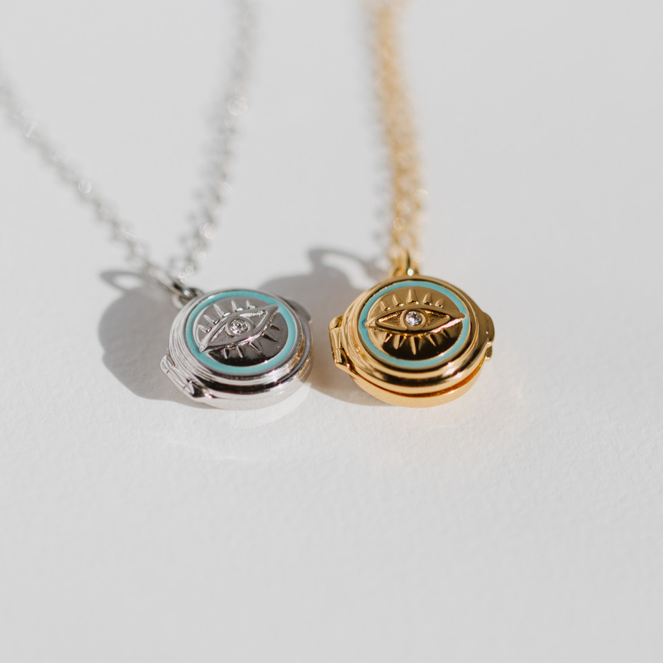 Modern and Classic Custom Lockets with Photos and Pictures Inside Done ...