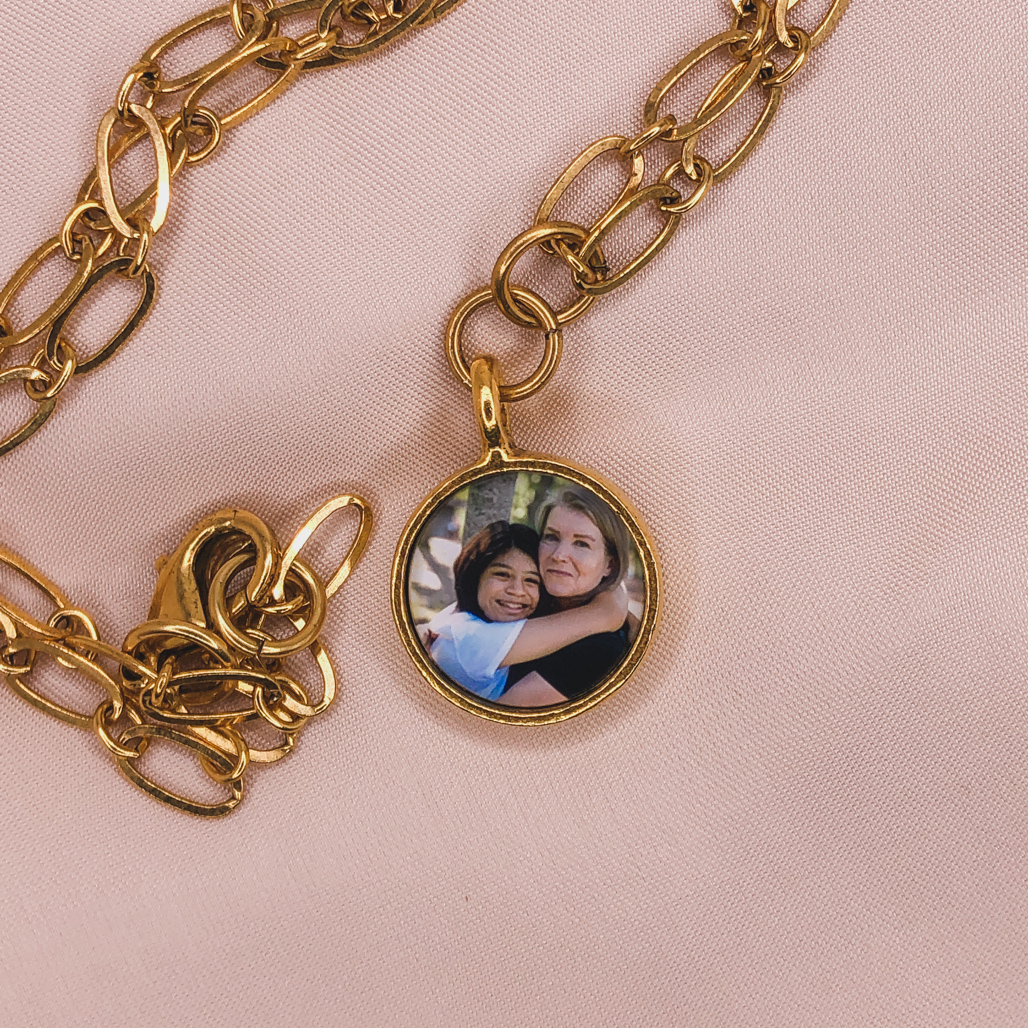 Graduation Hope Locket - Locket Sisters