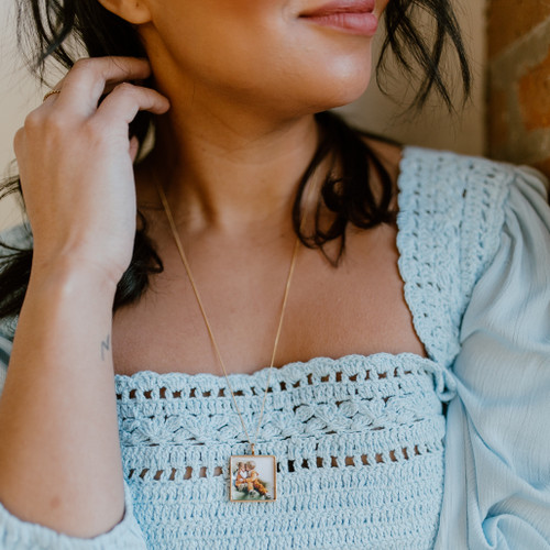 The Square Clara Locket holds one picture and comes in gold or silver ...