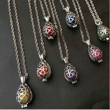 Aromatherapy Oil Diffuser Teardrop Necklace - Cleopatra Bling