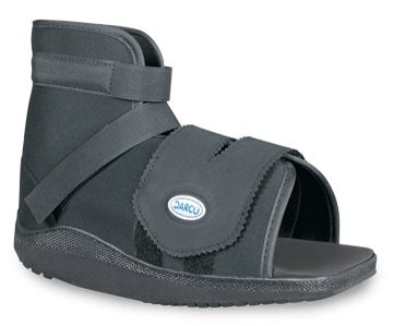 Darco International SLQ1B - Cast Boot SlimLine™ Small Unisex Black ...