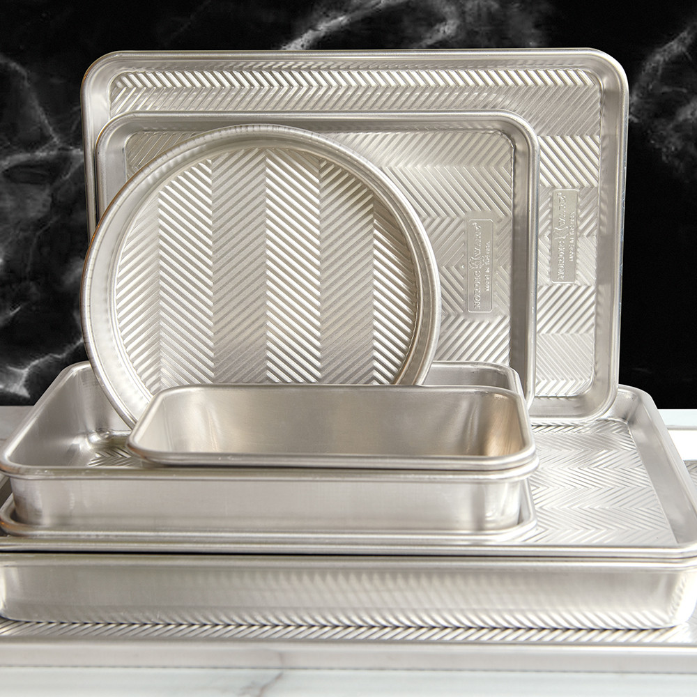 aluminum pans for baking
