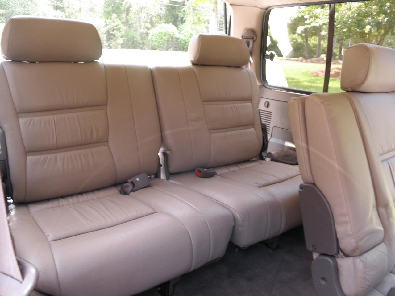 T664 1995-1997 Toyota Land Cruiser and Lexus L450 Front Buckets with ...