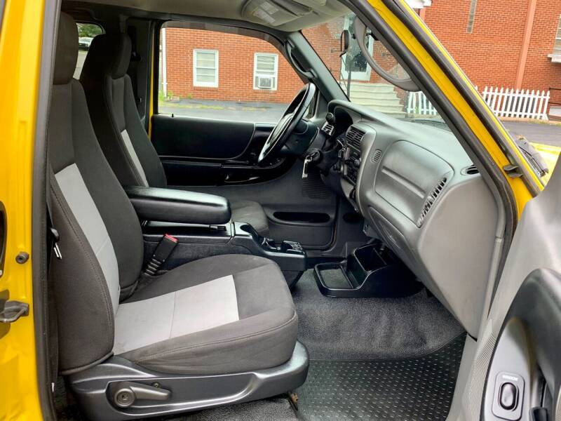 F418 2006-2009 Ford Ranger Front Bucket Seats