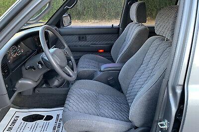 1995 Toyota 4runner Seats 1990 1995 Toyota 4Runner 2nd Gen Behind