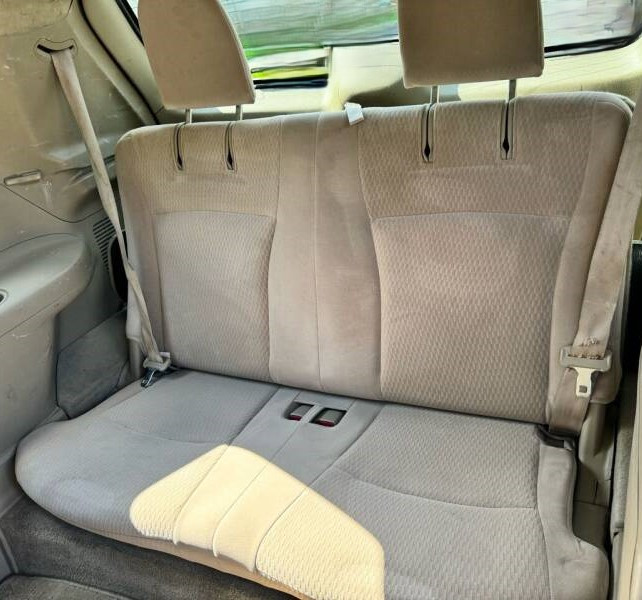 T982 2008-2010 Toyota Highlander 3rd Row Solid Bench Seat