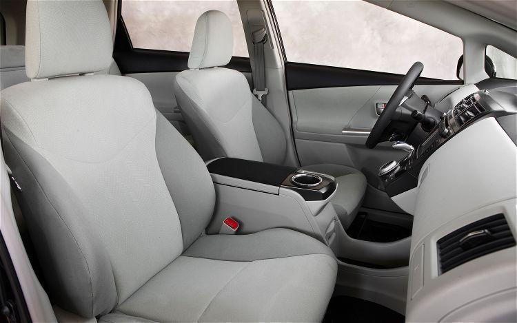 T1020 2012-2013 Toyota Prius V Front Bucket Seats with side impact ...
