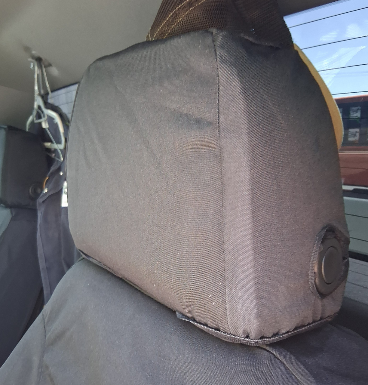 C2015 2020-2023 Chevy Silverado Front Buckets, Adjustable Headrest ...