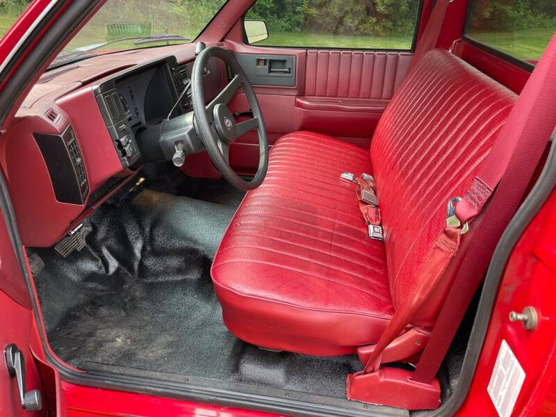 1982-1991 Chevy S10 Solid Bench Without Headrests