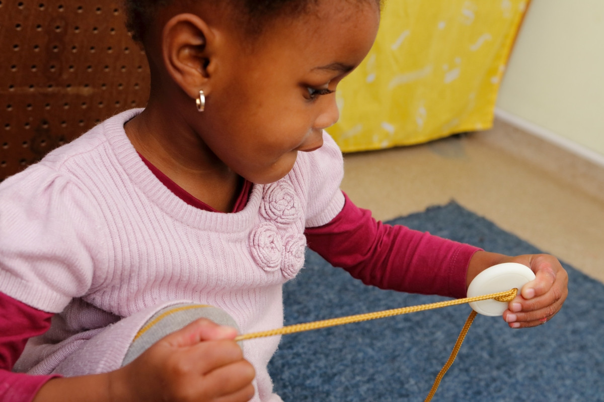 Count and Thread Stones - Every Educaid