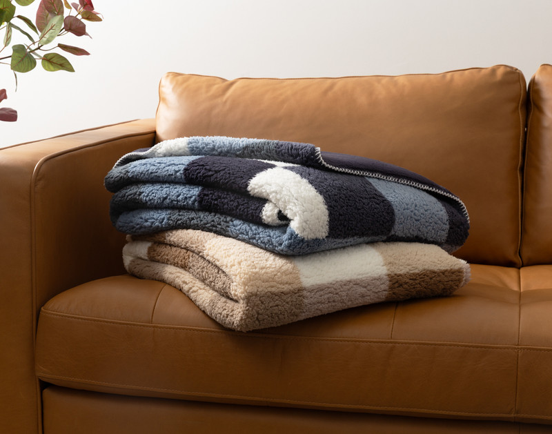 Teddy Check Throw - Oat | QE Home