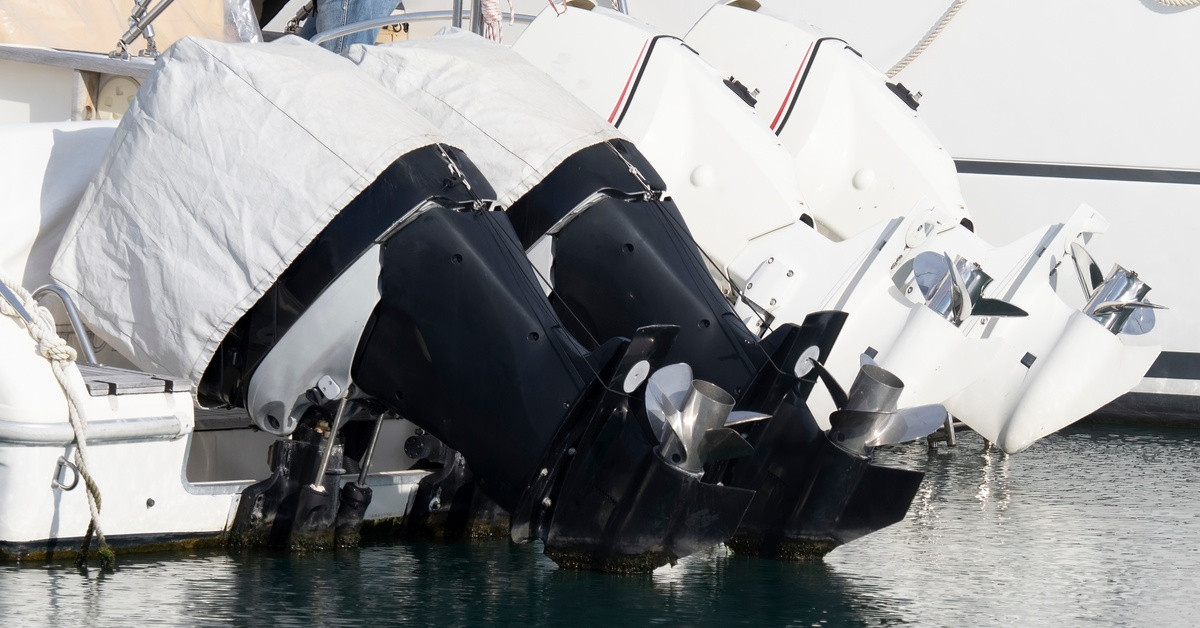 What Is a Tiller Outboard Motor—and Who Should Use One? - RJ Nautical