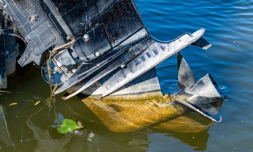 Telltale Signs of Electric Outboard Damage - RJ Nautical