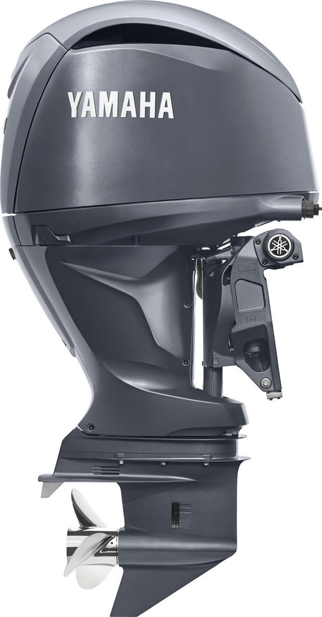 Yamaha Outboards 200HP | F200XD - RJ Nautical