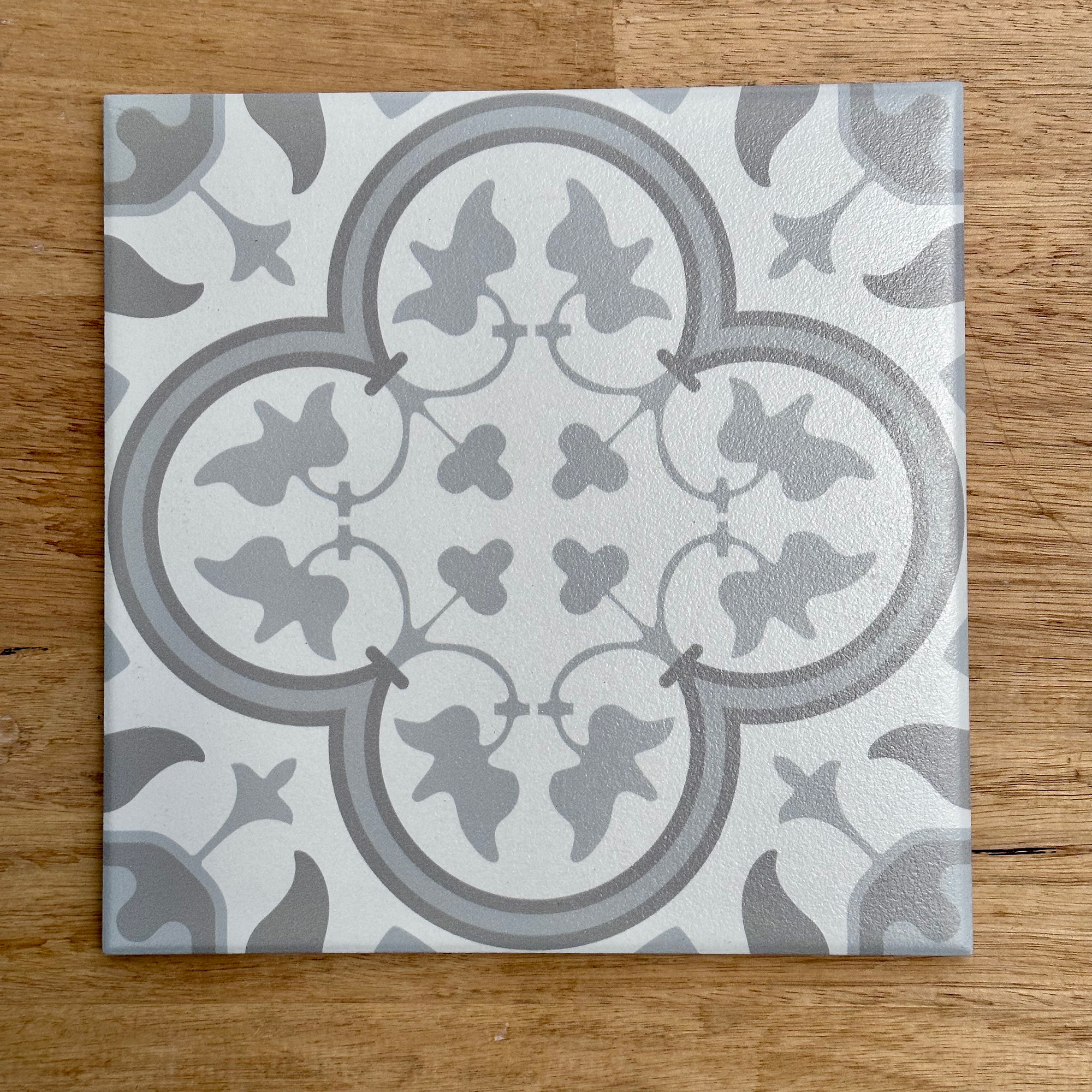 Bronte Light Grey Tile 200mm