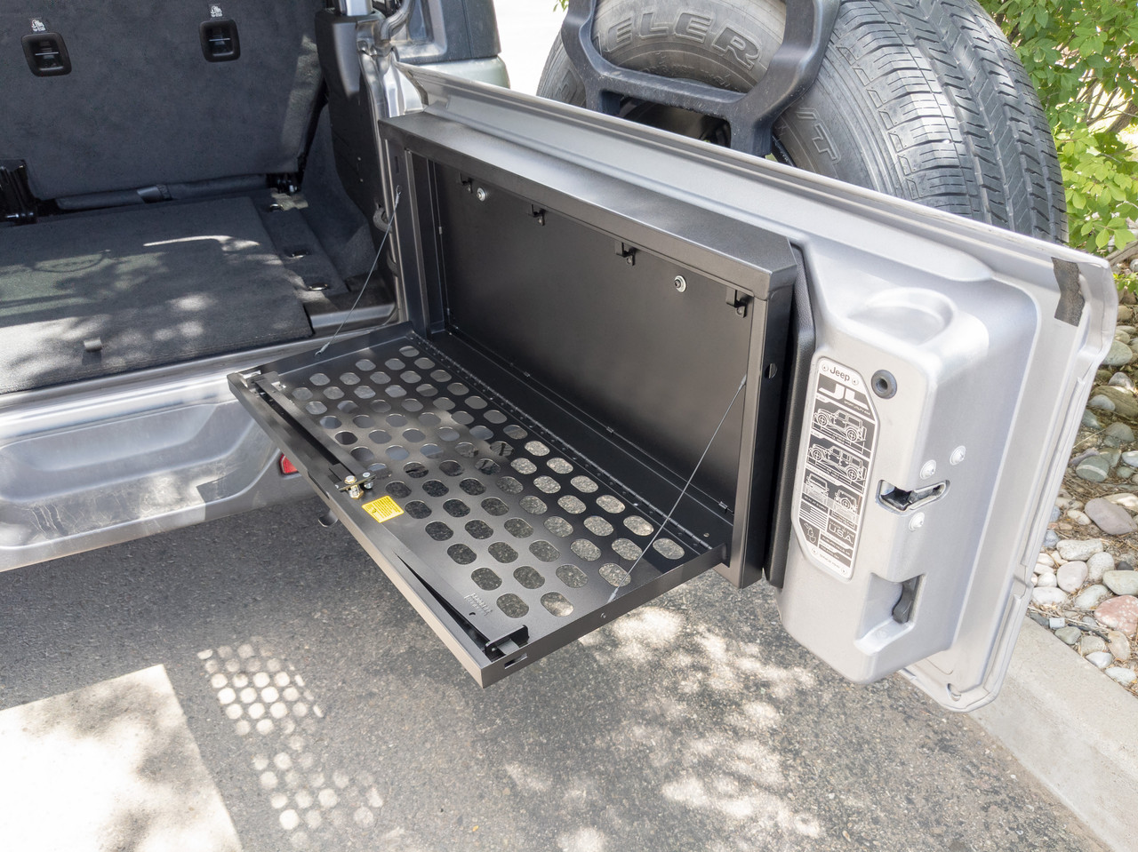 Lockbox | Tailgate Storage | Jeep Wrangler JL | 2018-2025 - Tuffy ...