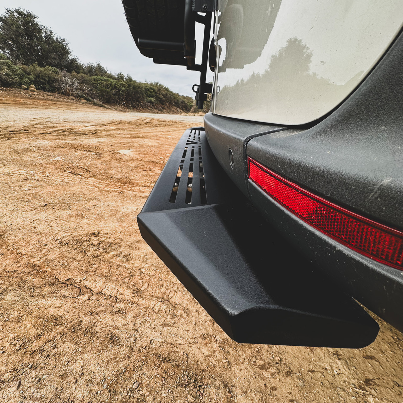 Sprinter Touring Rear Step | 2019-2025 | Aluminess