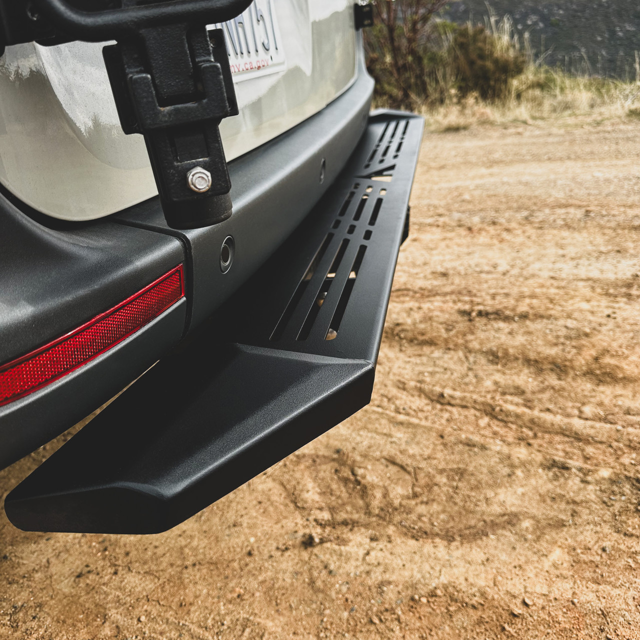 Sprinter Touring Rear Step | 2019-2025 | Aluminess