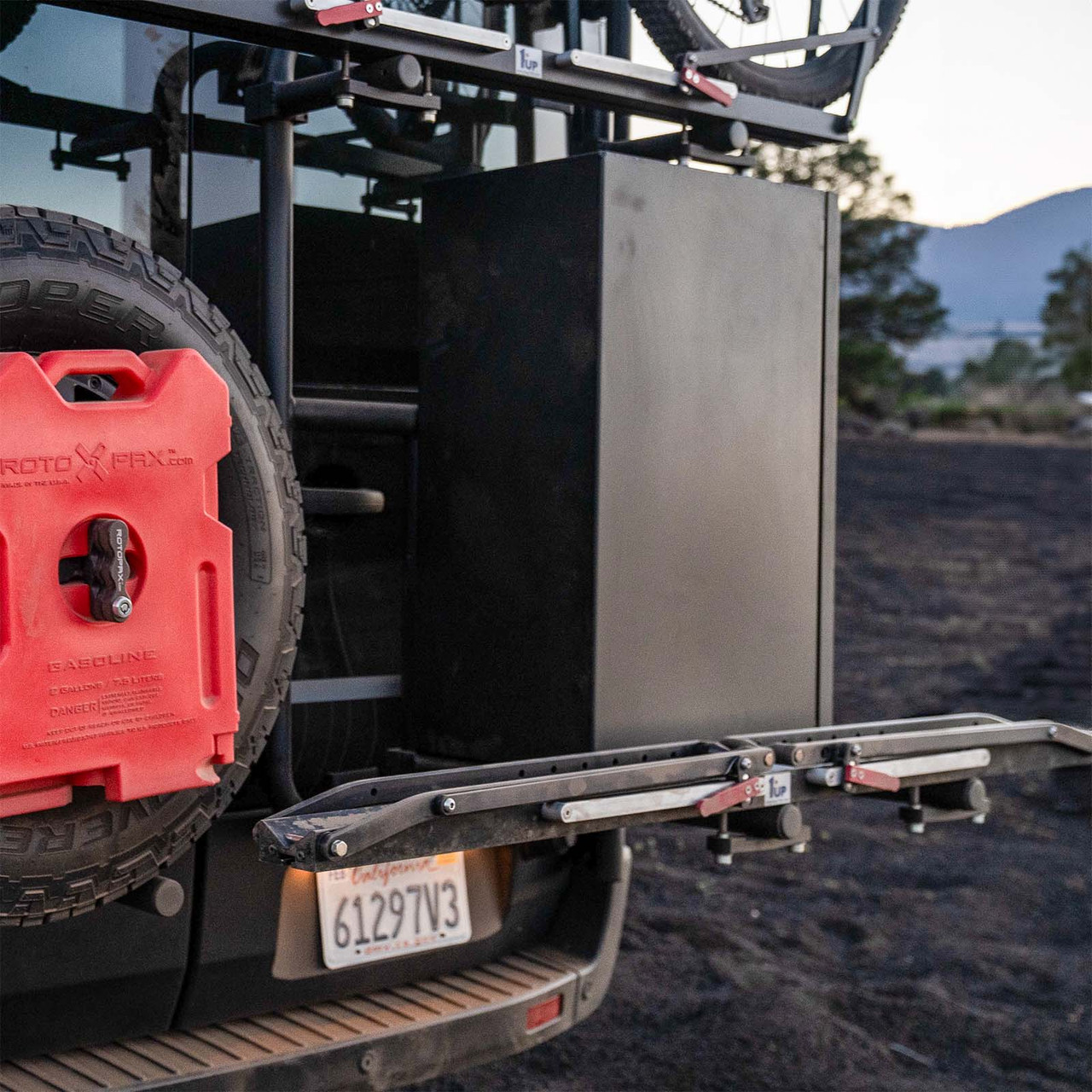 Slim Box With Side Door - Universal | Aluminess