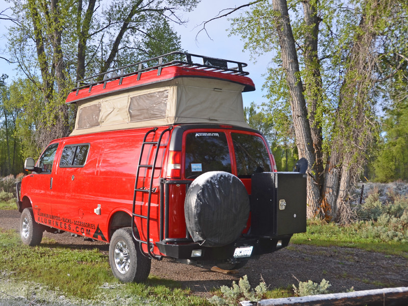 High-Quality Side Ladder for Chevy Express – Aluminess