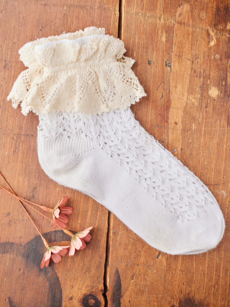 Whimsy Lace Ankle Sock - White | Shop Beautiful Designs by April Cornell