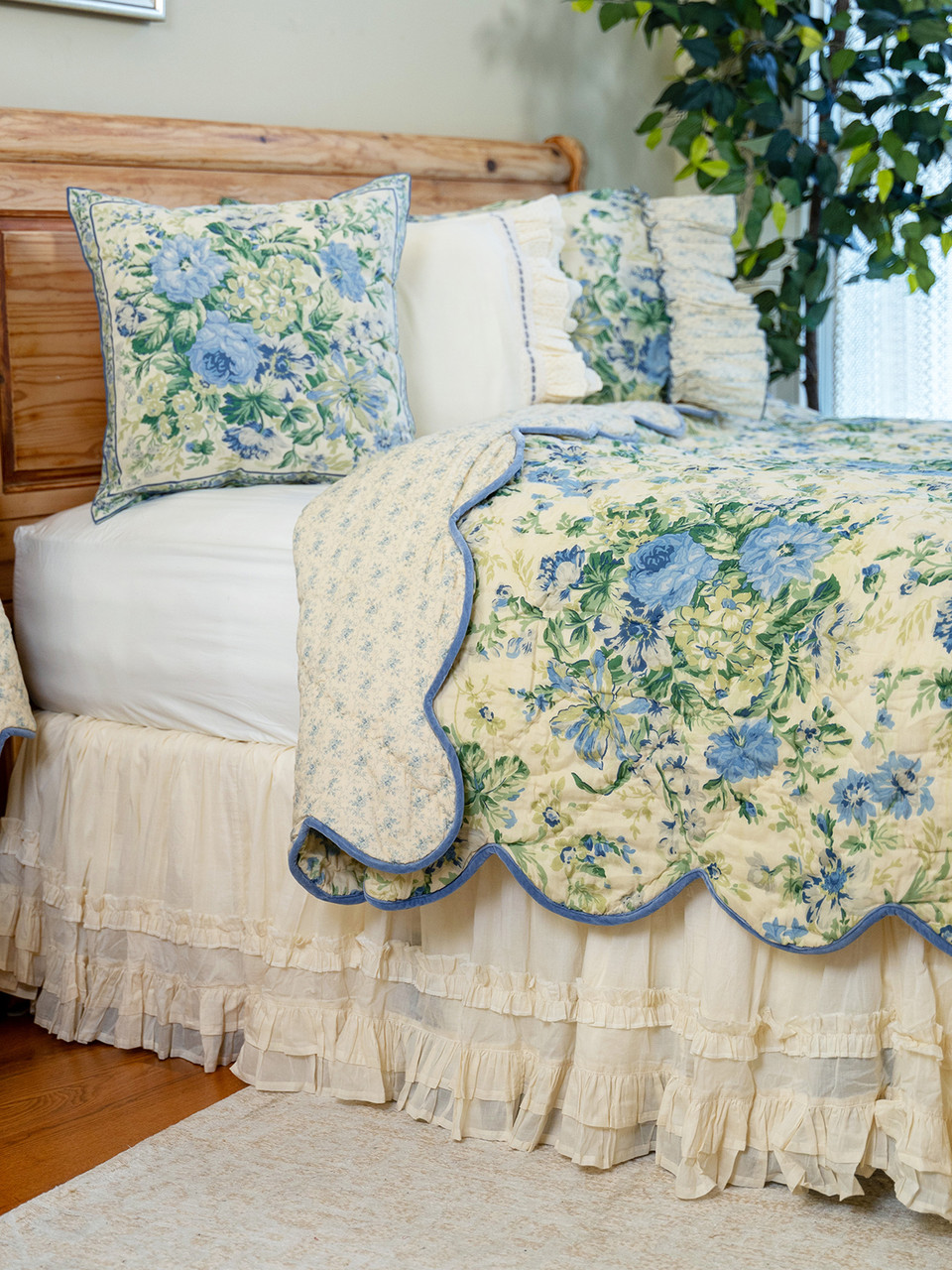Eternal Rose Quilt - Dark Ivory | Shop Beautiful Designs by April Cornell