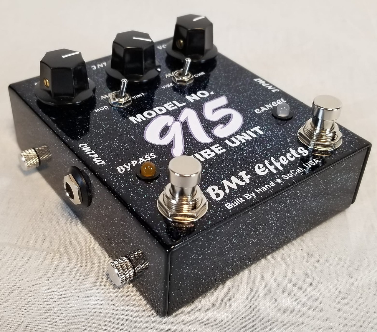BMF Effects Model No. 915 Vibe Unit - 9 Volt Version Effect Pedal ...