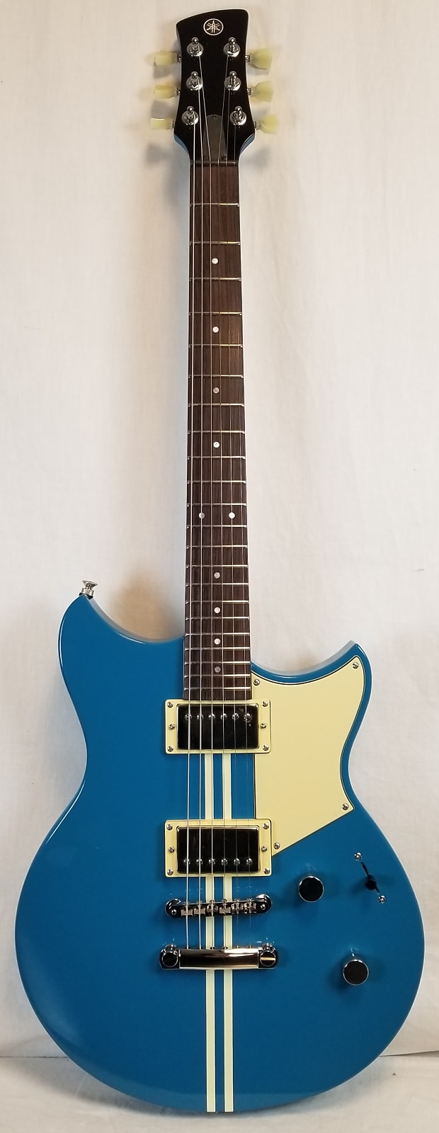 Yamaha RSE20 SWB Revstar Element, Chambered maple and mahogany body ...