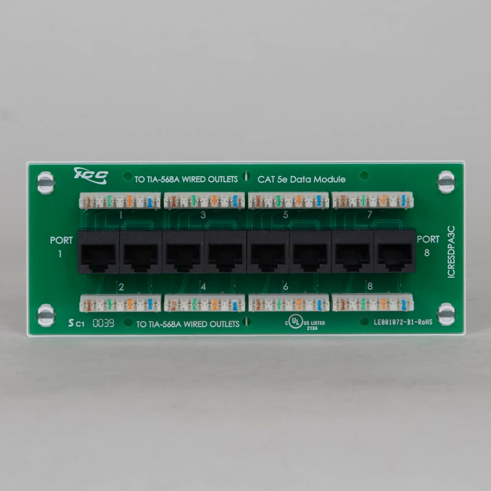 8-Port CAT 5e Data Module with Universal Mounting Base - CableMaster.com