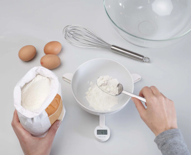 Joseph Joseph Tri Scale - White