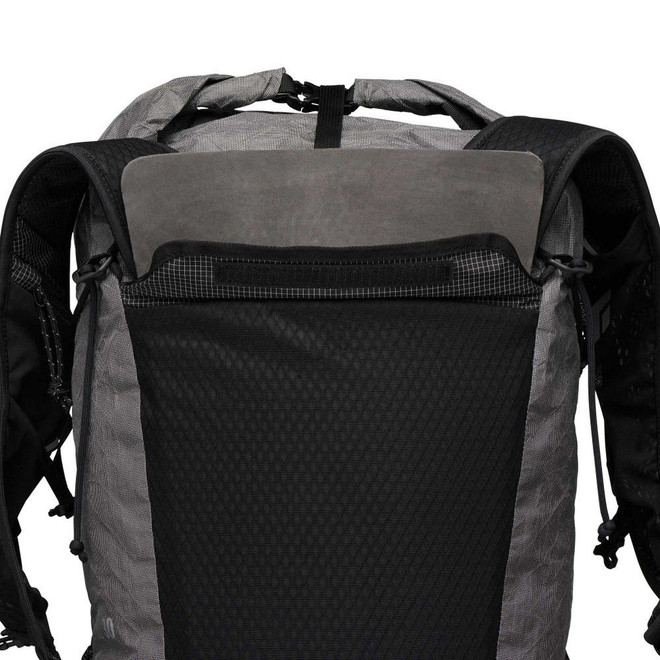 Black Diamond Beta Light 30 Backpack| UK | Ultralight Outdoor Gear