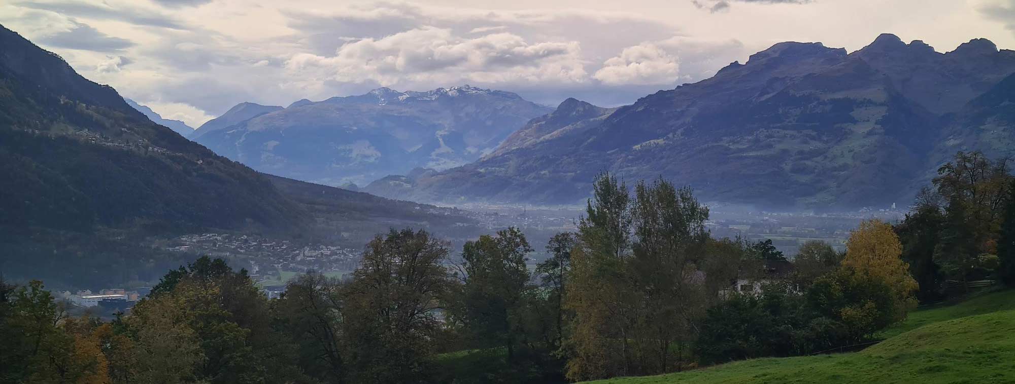 Rob Hikes the Liechtenstein Trail - Ultralight Outdoor Gear