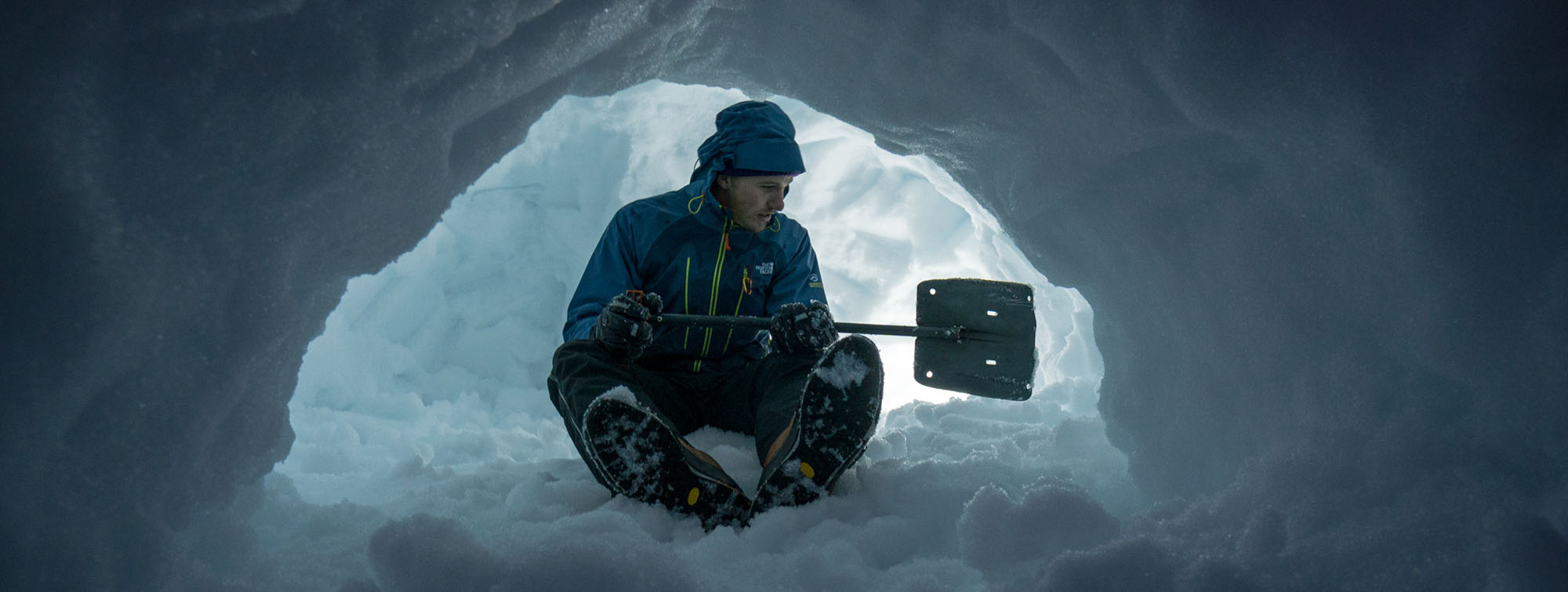 Black Diamond Transfer Shovel Review - Trek Scotland - Ultralight ...